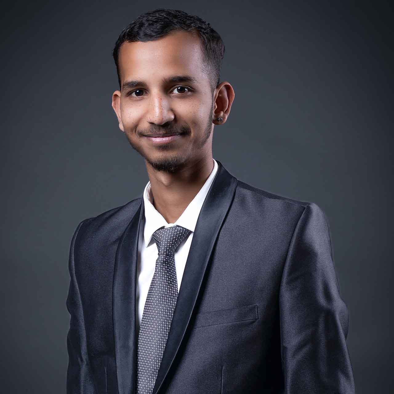 Ritik Raj - lyracorp